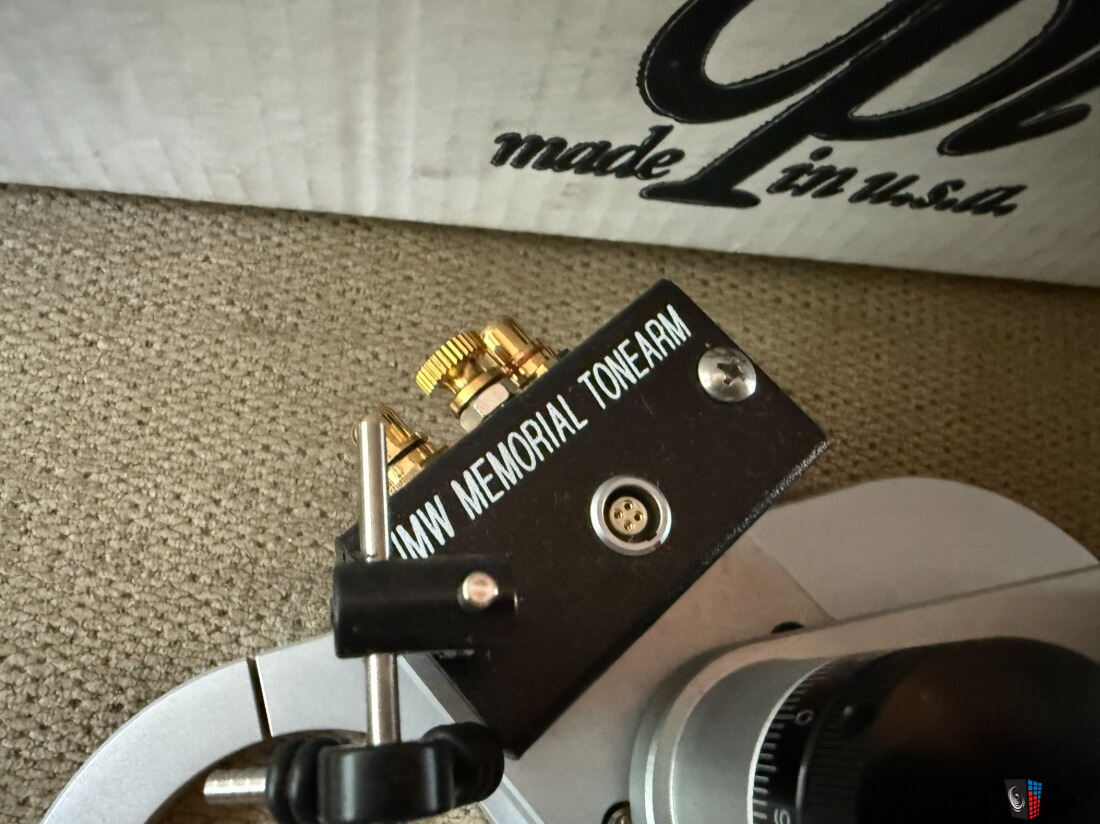 VPI 12" VTA Base Tower + Avenger/HR-X Armboard Photo #5746337 - US ...