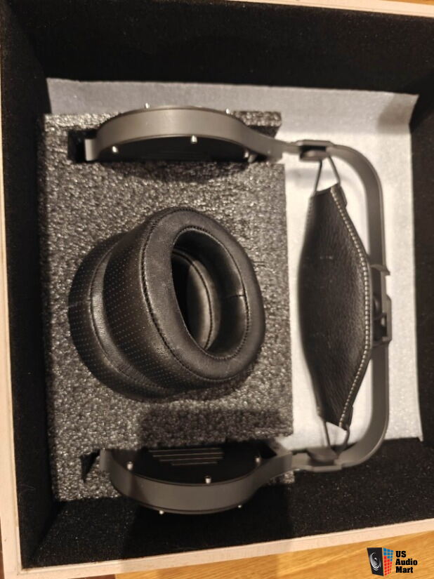 Abyss AB 1266 Phi TC + $400 Rooms Abyss stand Photo #5748392 - US Audio ...
