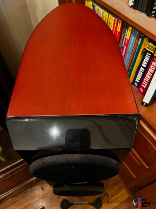 Usher Dancer 2 Speakers: Beautiful Towers combined with high technology ...