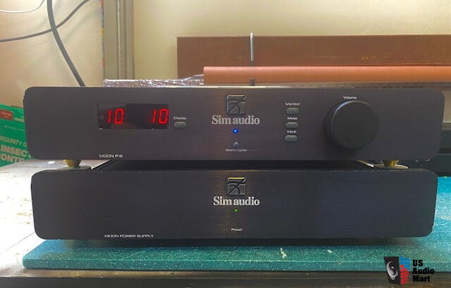 Sim Audio Moon P-5 Dual Mono Pre Amplifier Photo #5750866 - US Audio Mart
