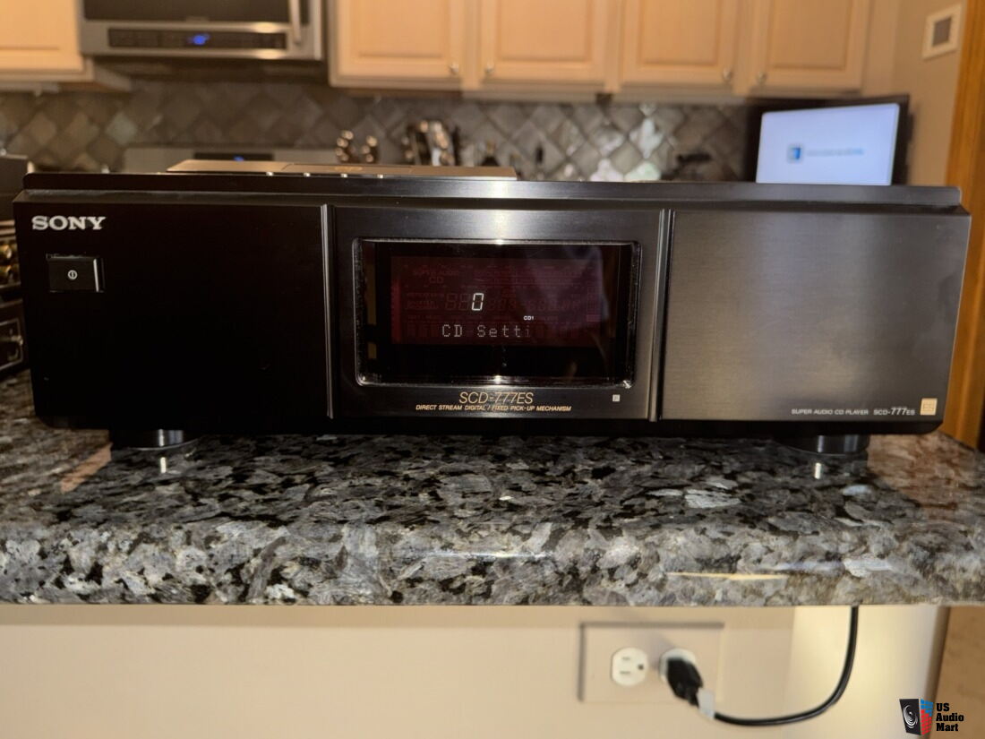 Sony SCD-777ES Super Audio CD Player. Original owner. Low usage Photo ...