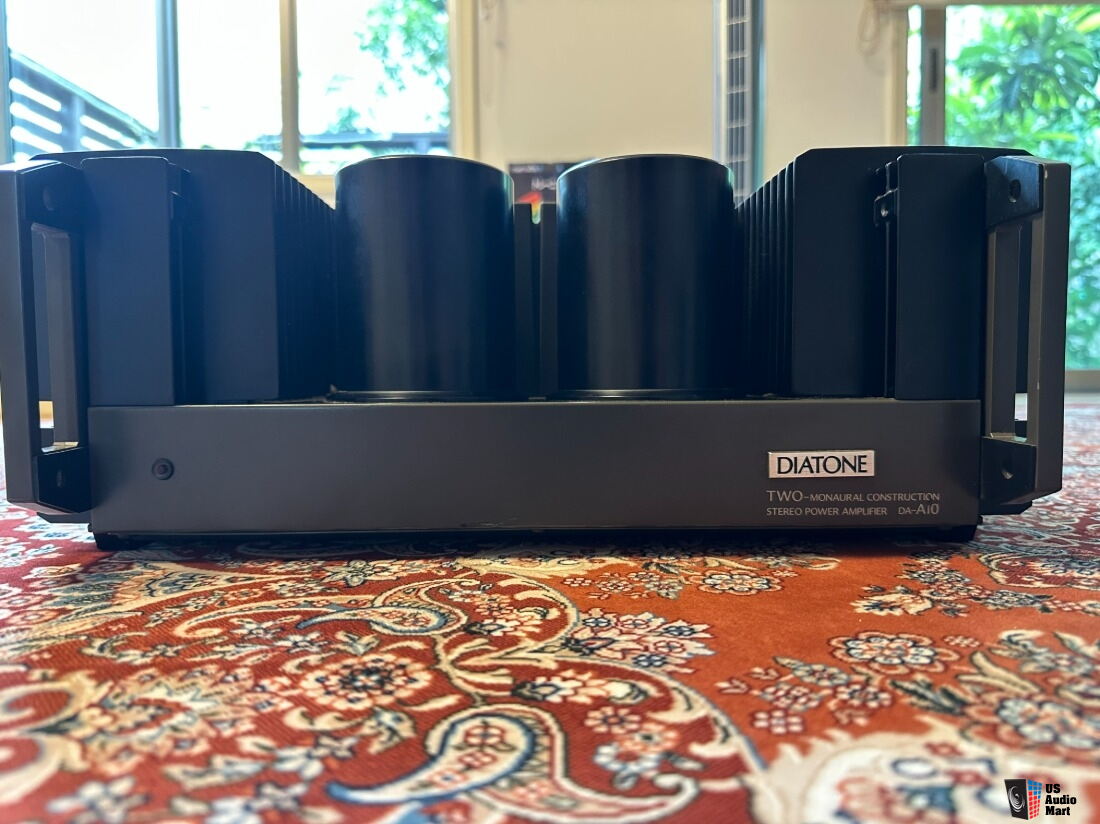 Diatone DA-A10 Solid State Amplifier (Dual Mono Contruction) Photo ...