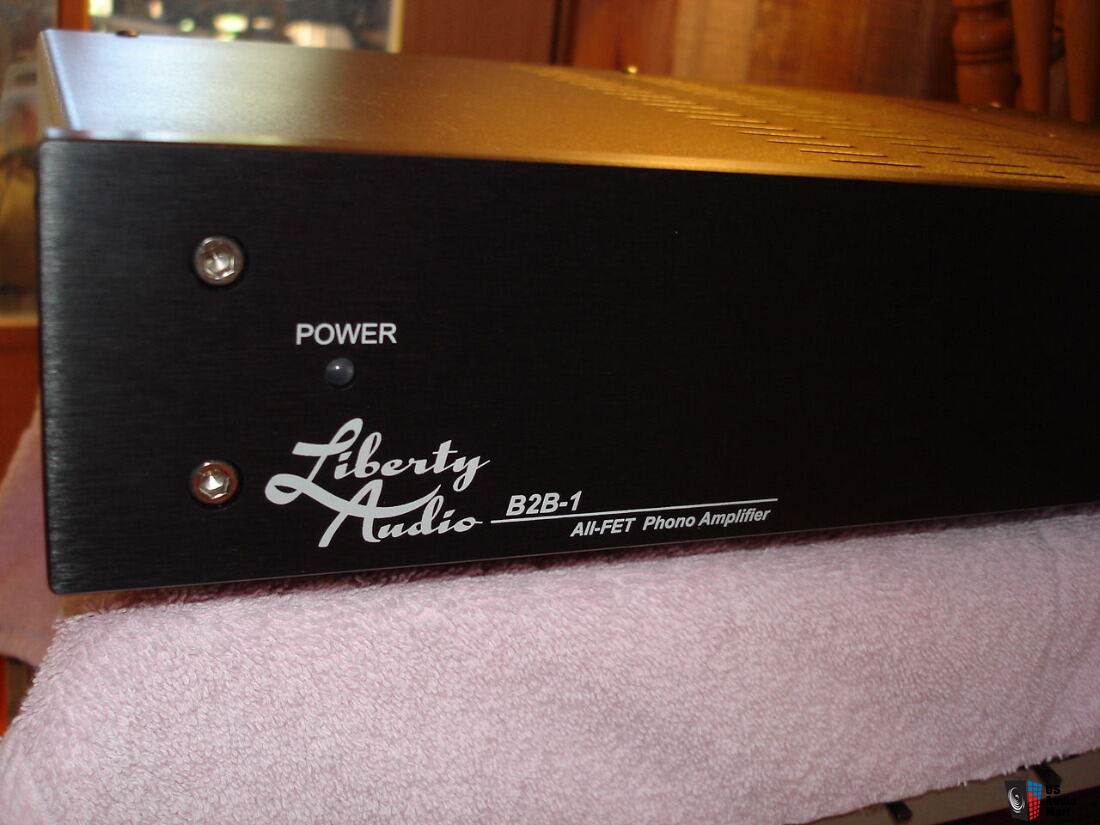 Liberty Audio B2B-1 MM/MC phono preamplifier, all original packaging ...