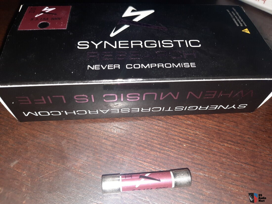 Synergistic Research PINK Quantum Fuse For Sale - US Audio Mart