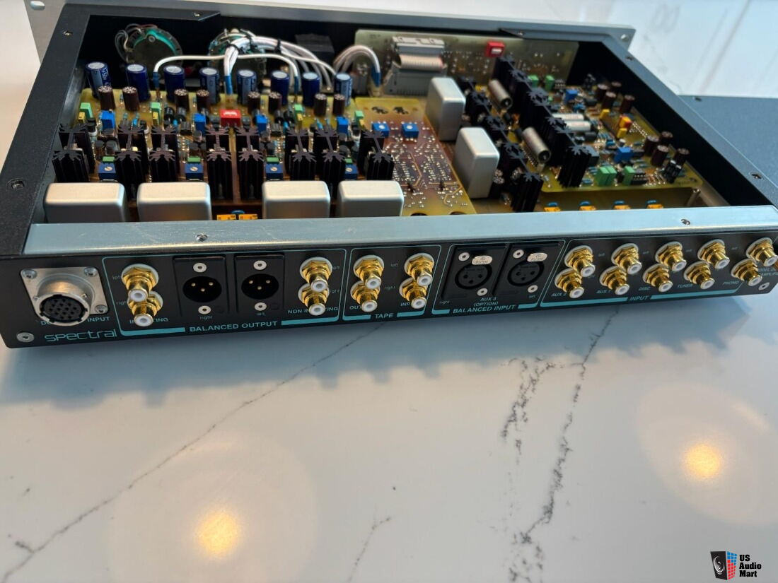 Spectral DMC-20 Series One Preamplifier (WITHOUT THE POWER SUPPLY ...