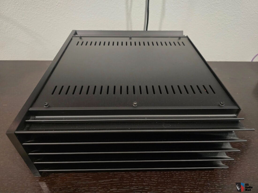 First Watt F8 by Nelson Pass of Pass Labs (FirstWatt) Photo #5758167 ...