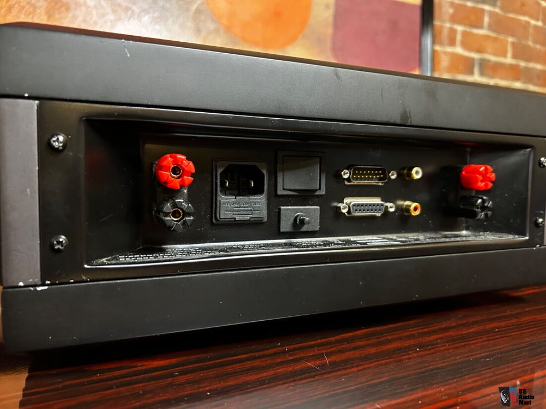 Quad 909 Power Amplifier, A Fine Example of British Precision Photo ...