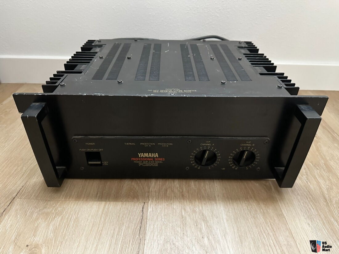 Yamaha PC2002 Power Amplifier Photo #5762929 - US Audio Mart