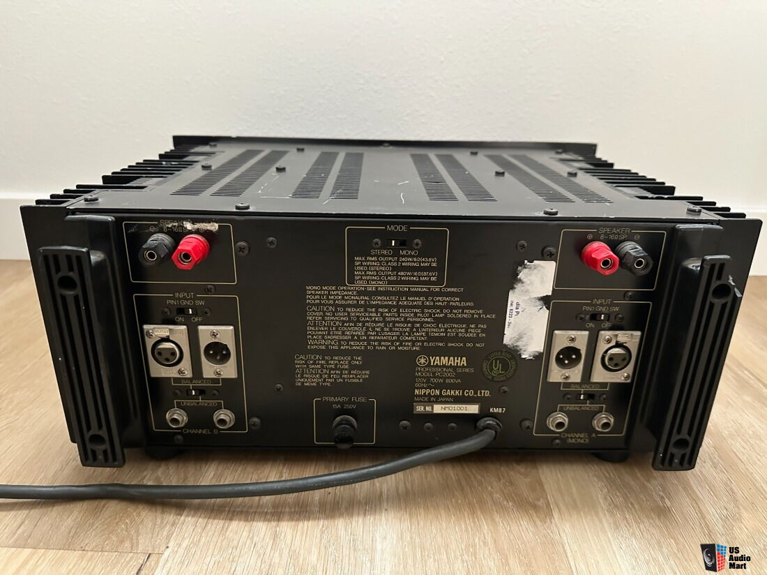 Yamaha PC2002 Power Amplifier Photo #5762929 - US Audio Mart