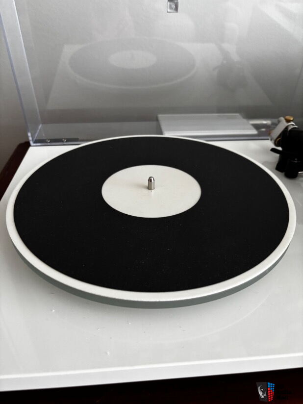 Rega P2 White with Upgrades and Nagaoka MP500 Photo #5763646 - US Audio ...