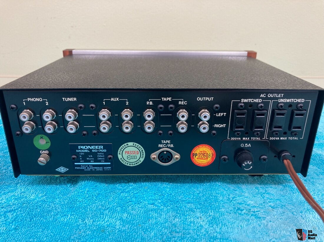 Pioneer SC-700 Stereo Preamplifier Photo #5764791 - US Audio Mart