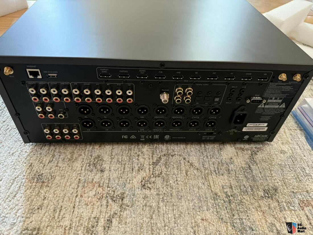 Arcam AV40 16 Channel processor INCLUDES Multi Sub Dirac Bass Control ...
