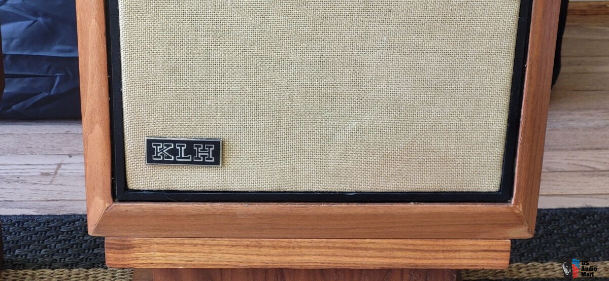 Vintage KLH Model 5 Photo #5770201 - US Audio Mart