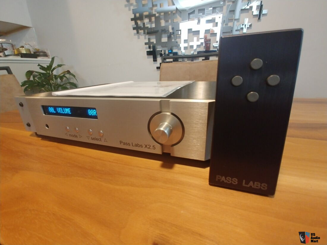 Pass Labs X2.5 Near Mint-Remote Photo #5772202 - US Audio Mart