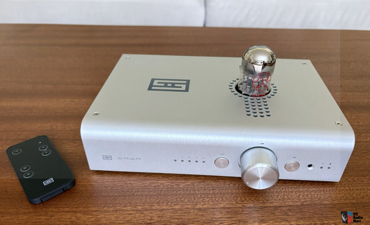 Schiit Saga Tube preamp in silver Photo #5772046 - US Audio Mart