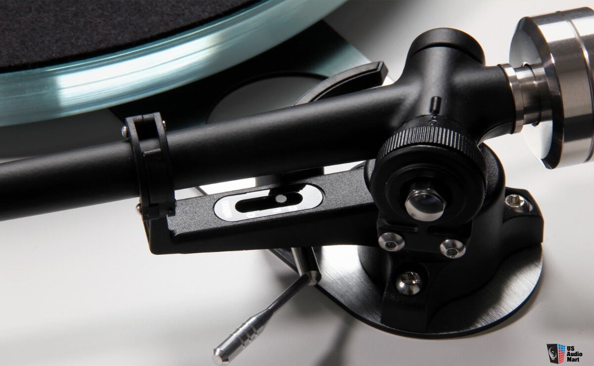 REGA Planar 6 (P6) in Polaris White w/Ania PRO MC cartridge and ...