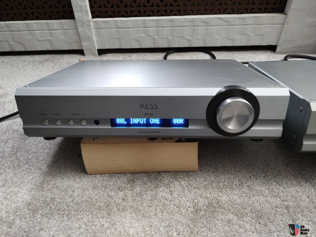 Pass Labs XP-22 preamp Photo #5779648 - US Audio Mart