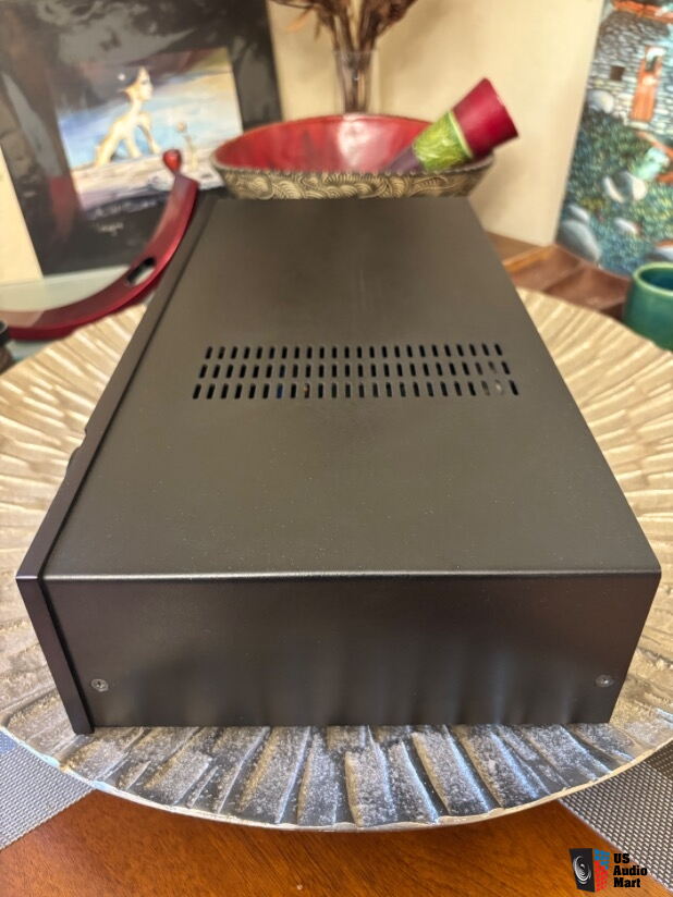 B & K Components PT-3 Series II Preamplifier & Headphone Amp Photo ...