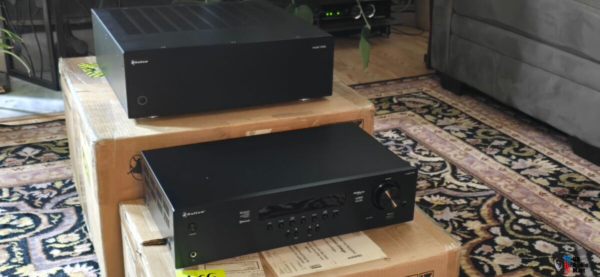 Outlaw Audio Model 976 - 7.2 AV Surround Processor (4K/HDR, XLR/RCA ...