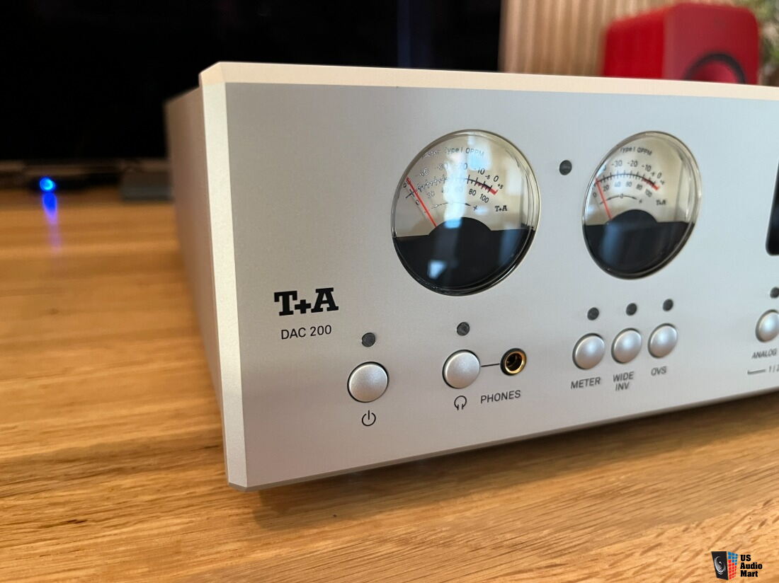 T+A DAC 200 D/A Converter Preamplifier Photo #5784161 - US Audio Mart