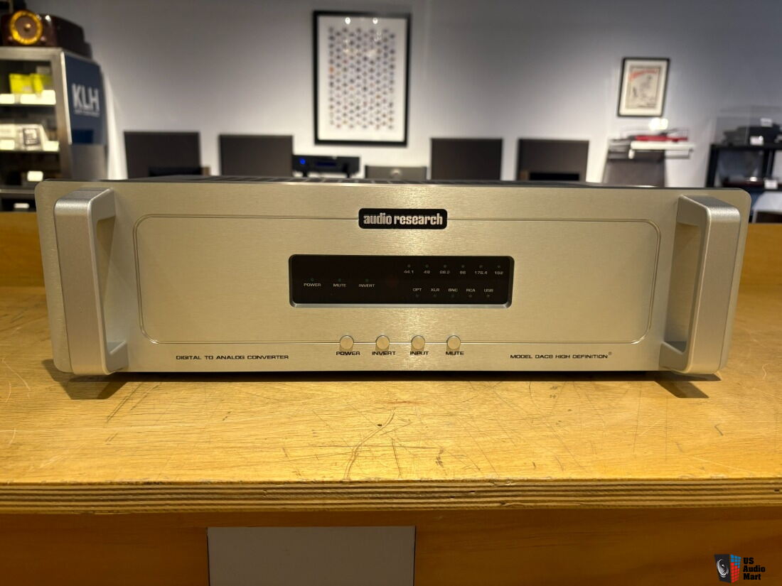 Audio Research DAC8 Digital-to-Analog Converter in Silver Finish w/ Box ...