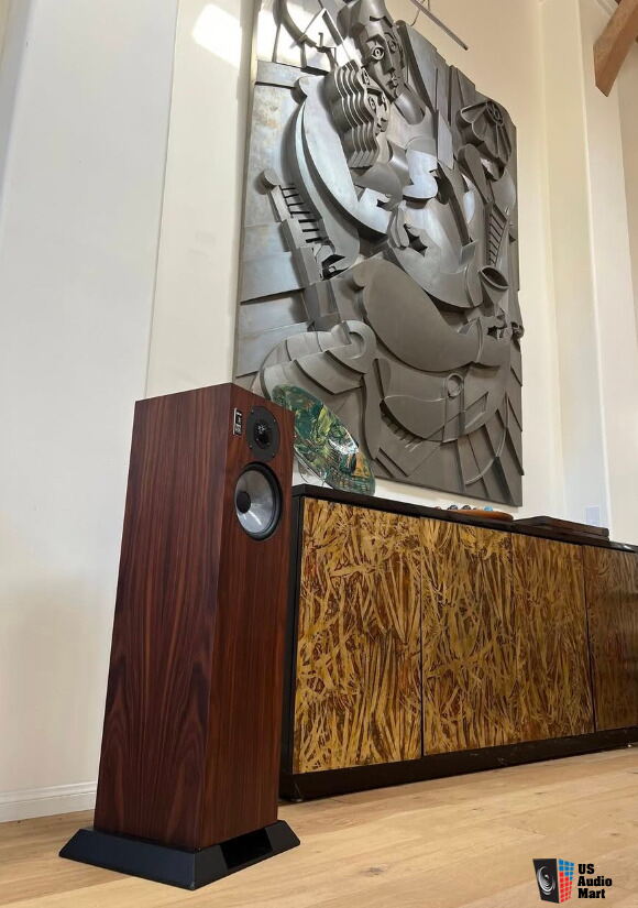 Graham Audio LS5/9F rosewood floorstanding speakers Photo #5785391 - US ...