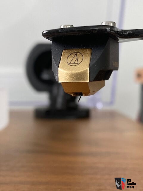Pro-Ject X2B Balanced turntable with Audio Technica AT-OC9XSL MC ...