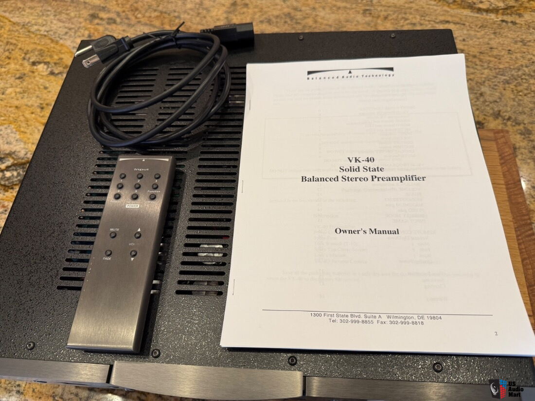 Balanced Audio Technology (BAT) VK-40 Solid State Preamplifier Photo ...