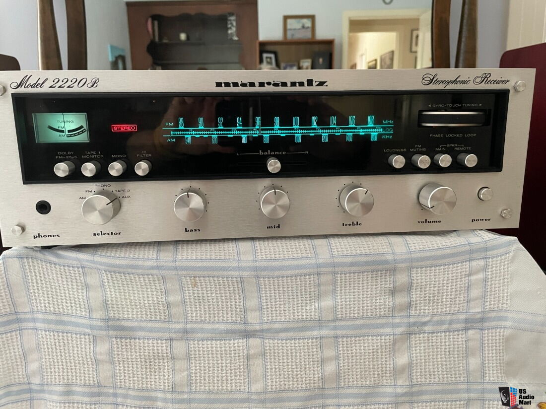 Marantz 2220B--Beautiful For Sale - US Audio Mart