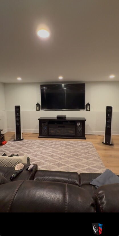 Borresen X3 speakers, Axxess Forte 1, Anzus Network Switch, Ansuz Power ...