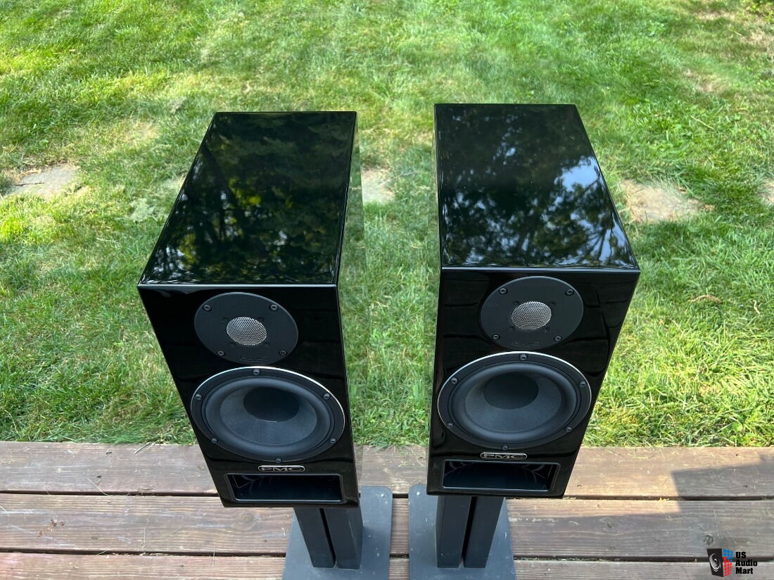 PMC Twenty5 22i passive speakers monitors New Made in England Photo ...