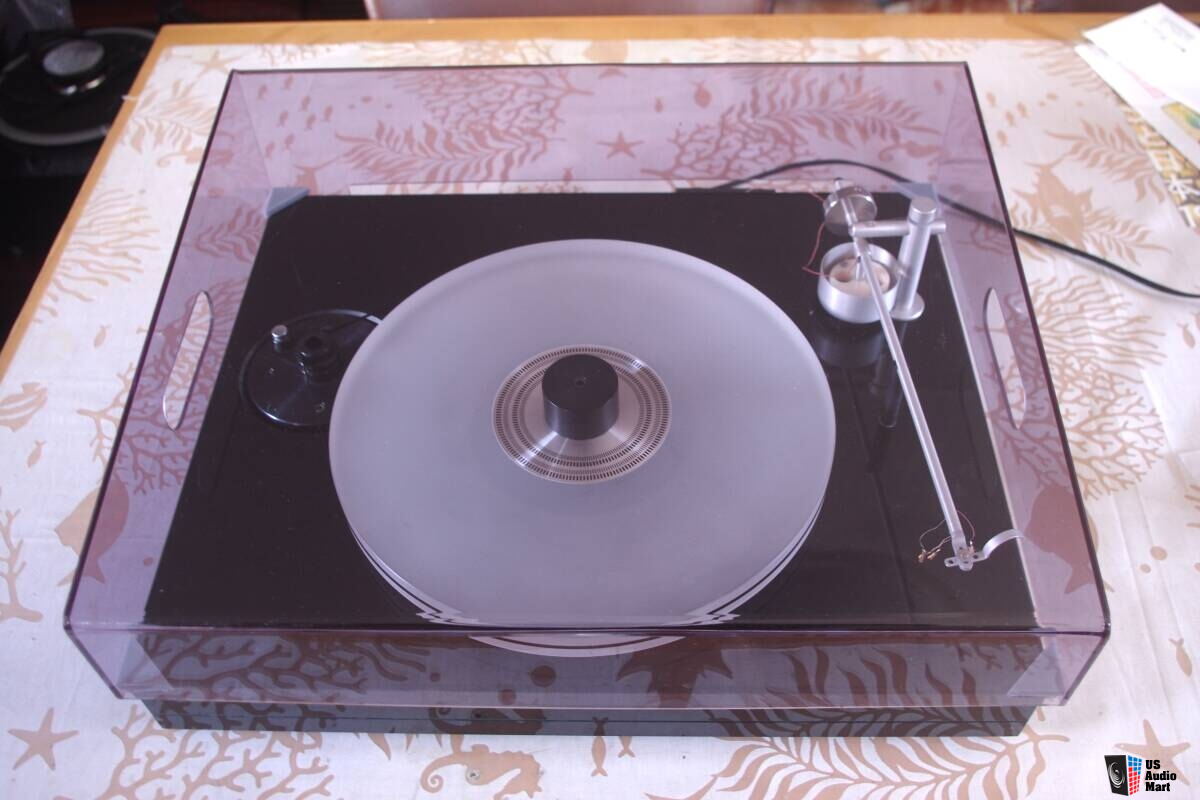 Well Tempered Record Player with Tonearm - (WTRP) beautiful Photo ...