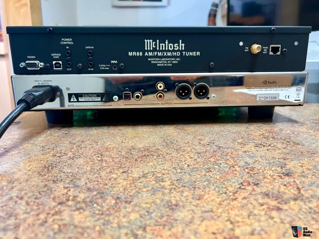 McIntosh MR88 Tuner Excellent Condition with Original Box Photo ...