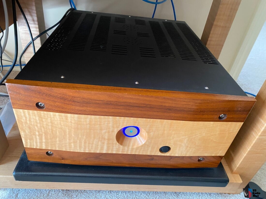 Blue Circle NSP power amp with upgraded walnut/maple faceplate Photo ...
