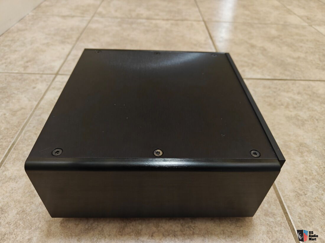 Benchmark LA4 Line Amplifier Preamplifier Preamp Black With Remote ...