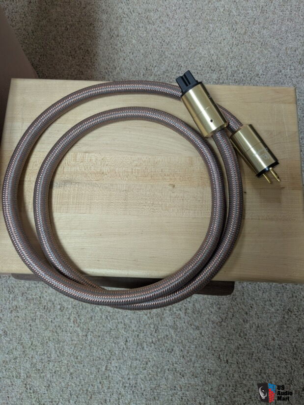 Accuphase 40th Anniversary 15A USA 1.5M Power Cord. (FREE PP & USPS ...