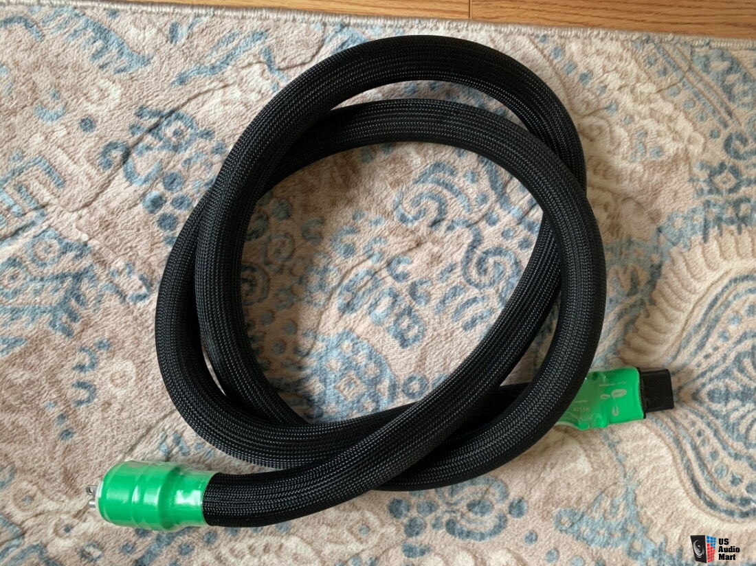 Shunyata Hydra 6 W/ Python Helix Power Cord Photo #5830493 - US Audio Mart