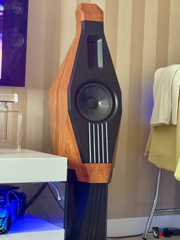 Lawrence Audio Violin SE speakers Photo #5830822 - US Audio Mart