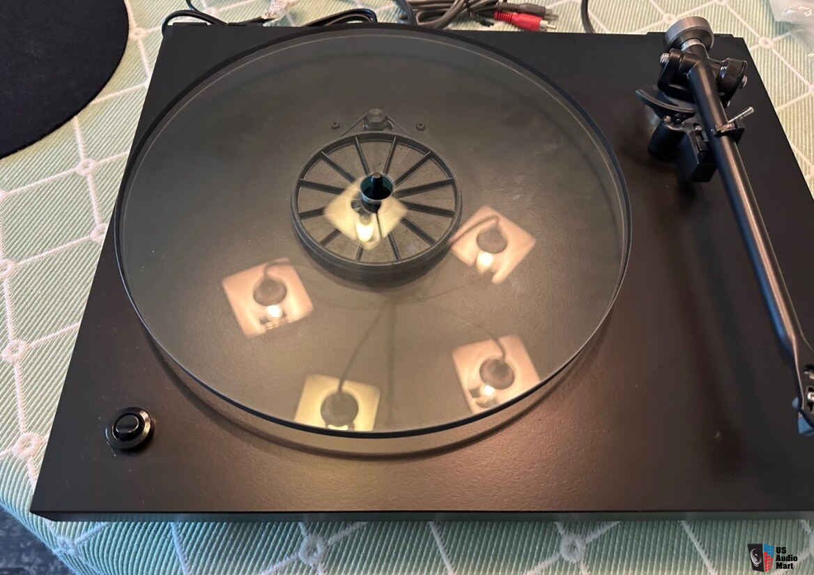 Rega Planar 3 turntable (original owner - late 90s-early 2000s version ...