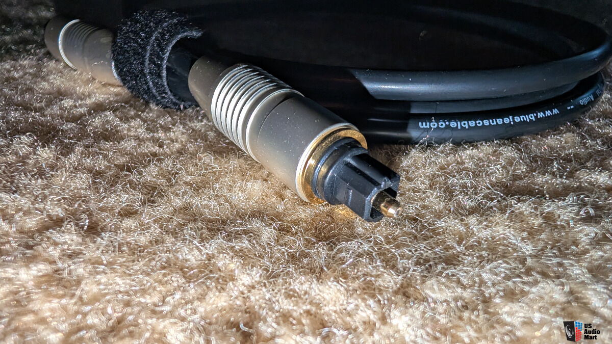 Blue Jeans Cables 4' Optical Digital Audio Cables Photo #5833613 - US ...