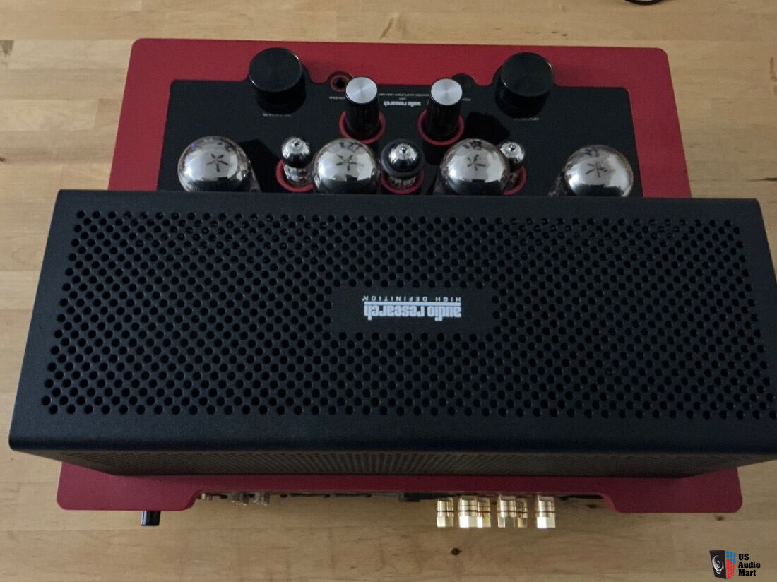 Audio Research I/50 tube integrated amplifier with MM phono input Photo ...