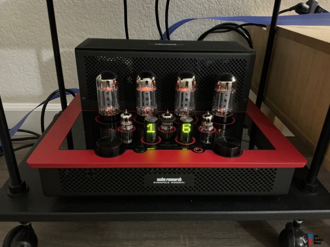 Audio Research I/50 tube integrated amplifier with MM phono input Photo ...