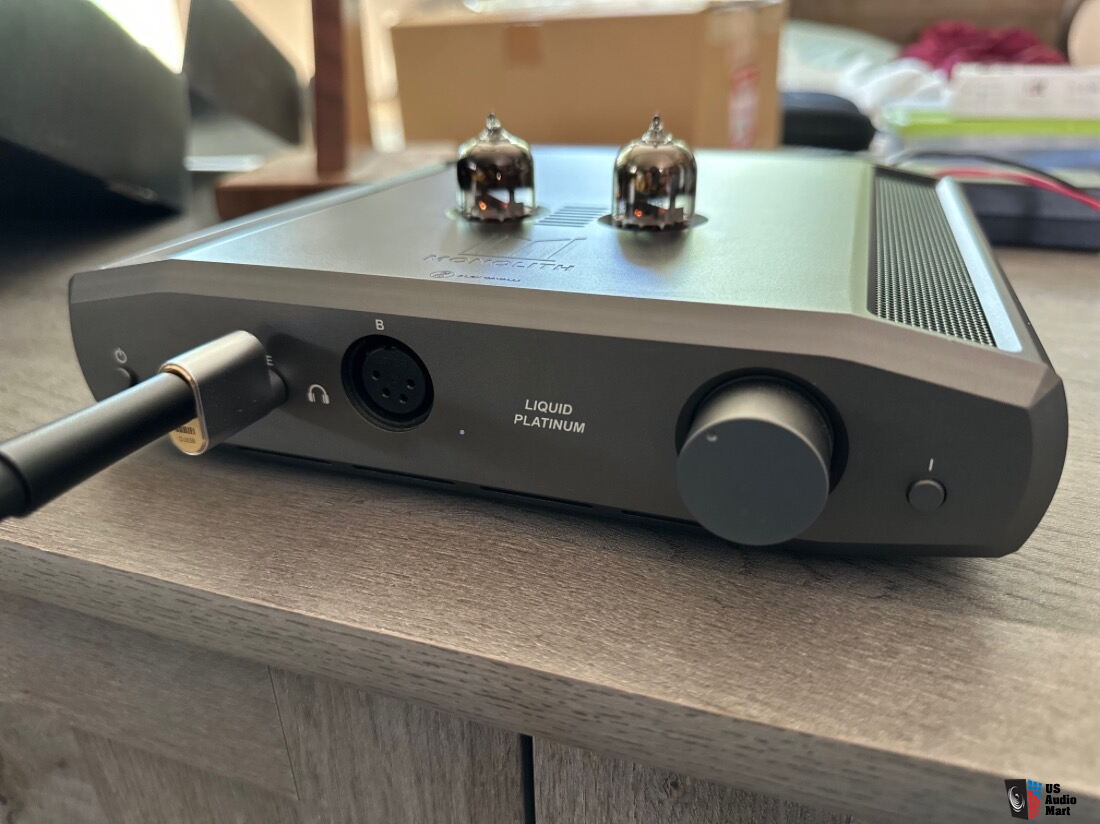 Alex Cavalli LIQUID PLATINUM TUBE Headphone Amp from Monolith Photo ...