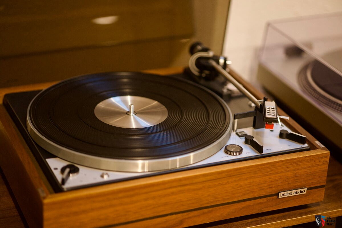 Dual 1229Q Turntable Photo #5840249 - US Audio Mart