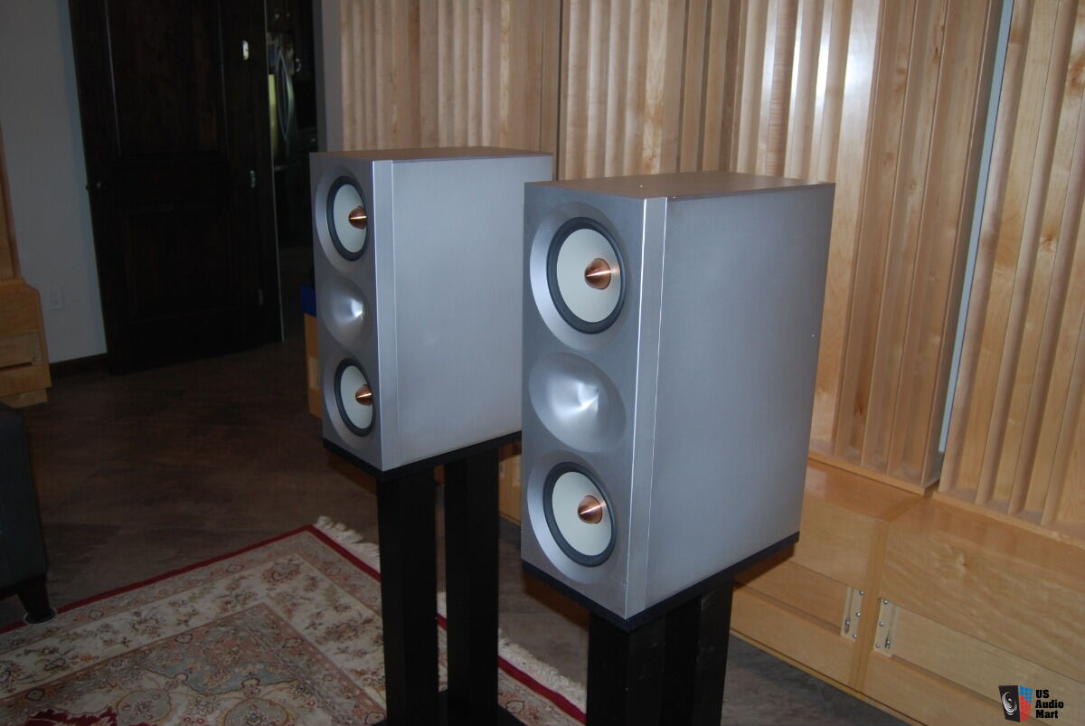 Thrax Audio Lyra Speakers with stands Photo #5845495 - US Audio Mart