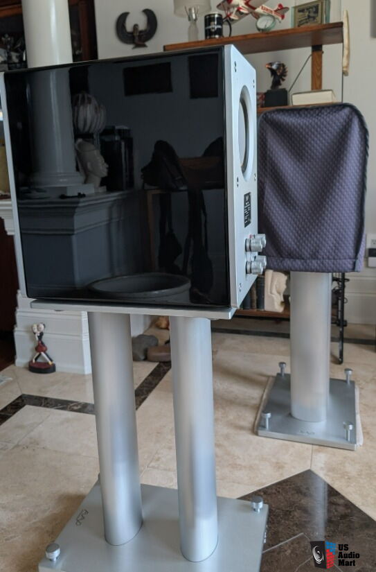 Rare AAD 7001 Ribbon Monitors - Piano Black Photo #5846870 - US Audio Mart