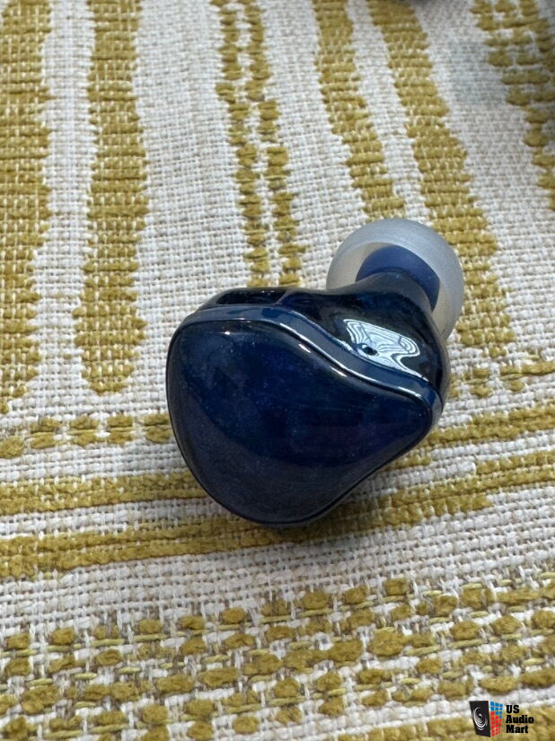 UM Multiverse mentor Deep Blue Ltd - iems only Photo #5850880 - US ...
