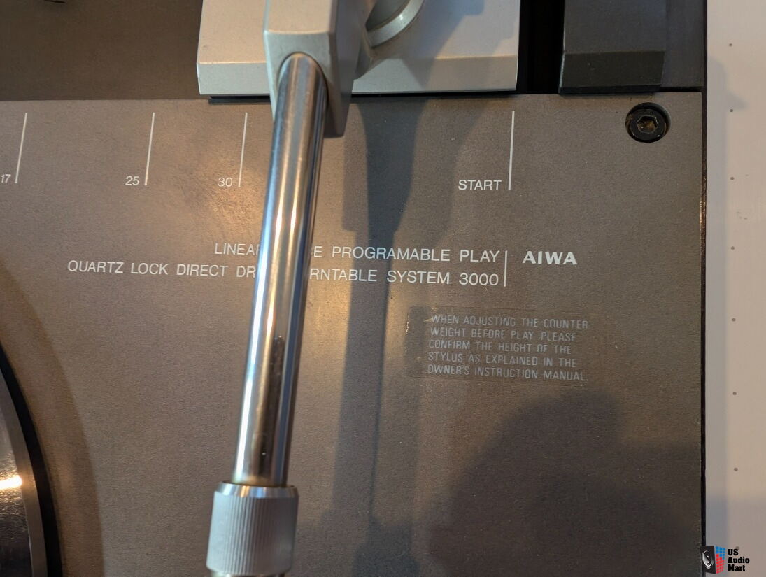 Aiwa 3000U Linear Tracking Turntable Photo #5852443 - US Audio Mart