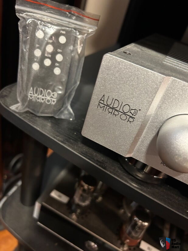 Audio Mirror Line Preamp LINEA Photo #5853075 - US Audio Mart
