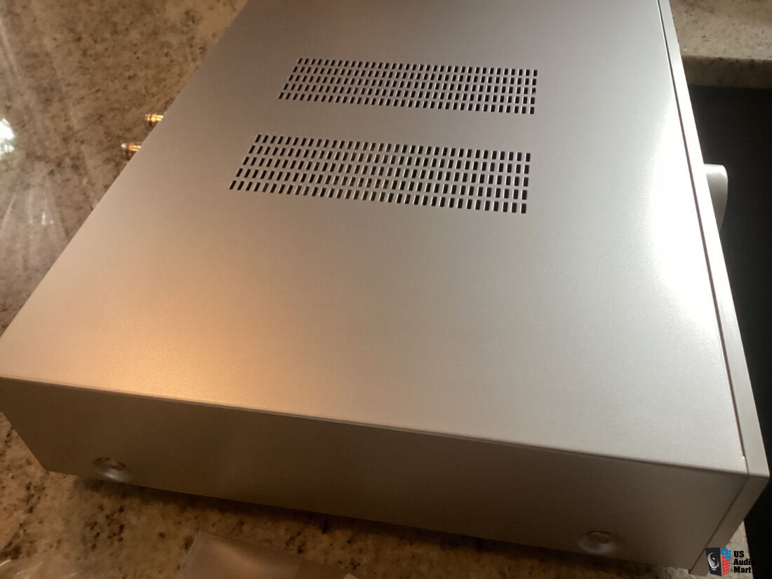 Technics su-gx70 Network Integrated Amplifier silver Photo #5860378 ...